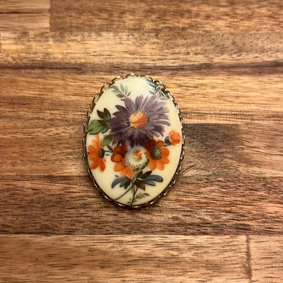 Jewelry | Vintage Unsigned Porcelain Floral Cameo Brooch | Poshmark